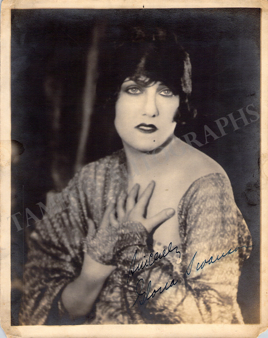 Gloria Swanson Autographs Signed Photographs – Tamino