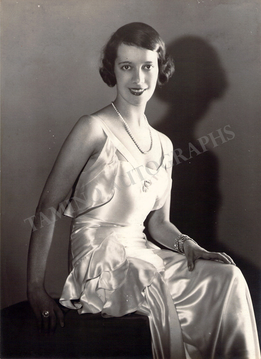 Lily Pons Unsigned Photographs Lot x 33 – Tamino