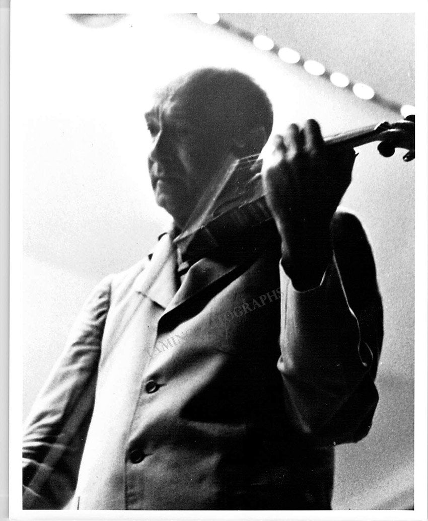 Szigeti, Joseph - Original Photos in Performance – Tamino