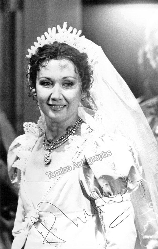 MURRAY, Ann (Various Autographs) – Tamino